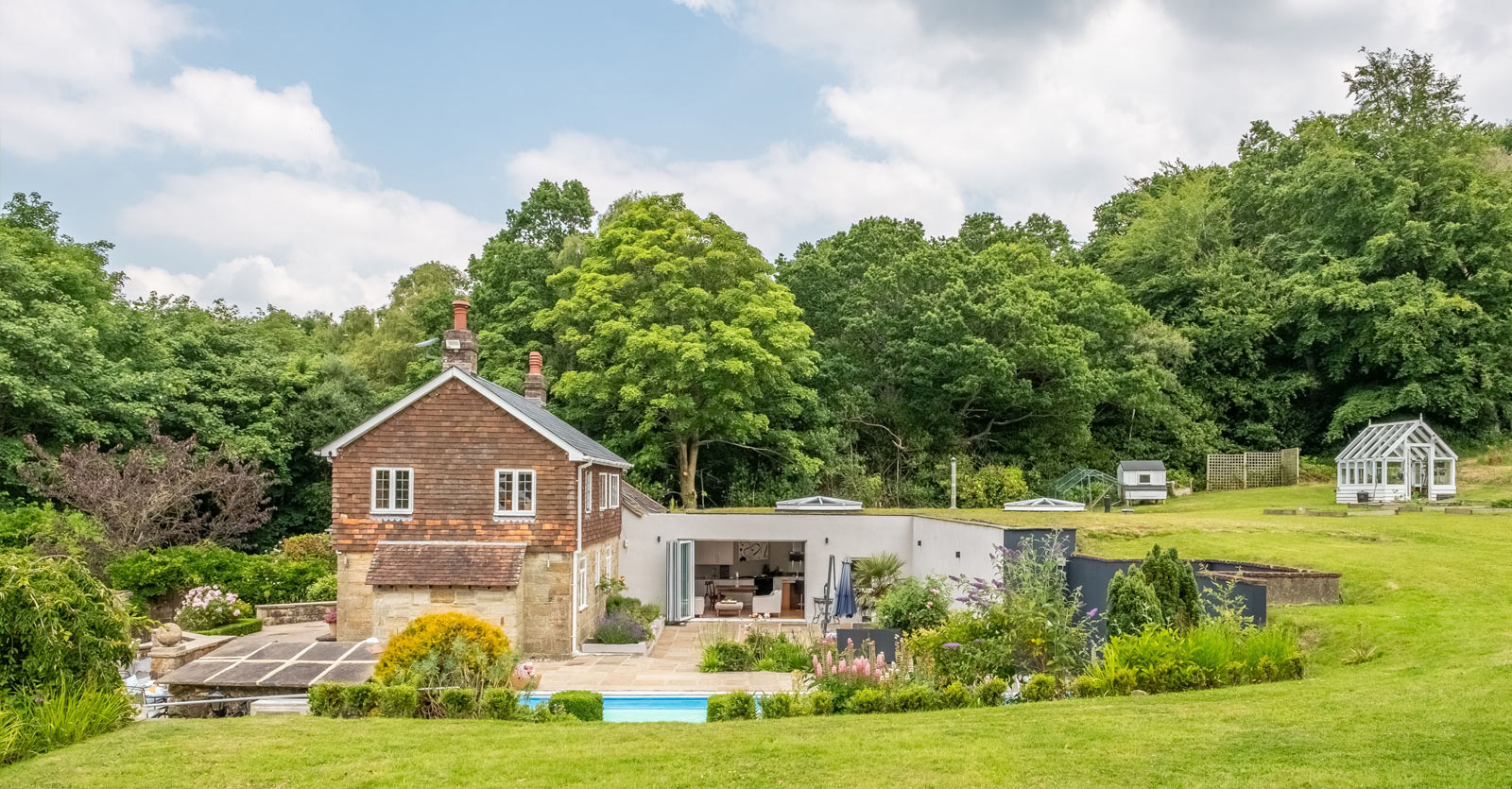 Rural Retreats: Over 910 Idyllic Holiday Cottages in the UK